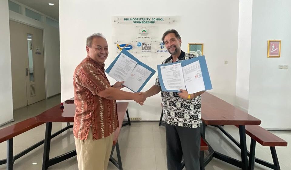 Penandatanganan MoU Antara STP Bogor dan Apex USA